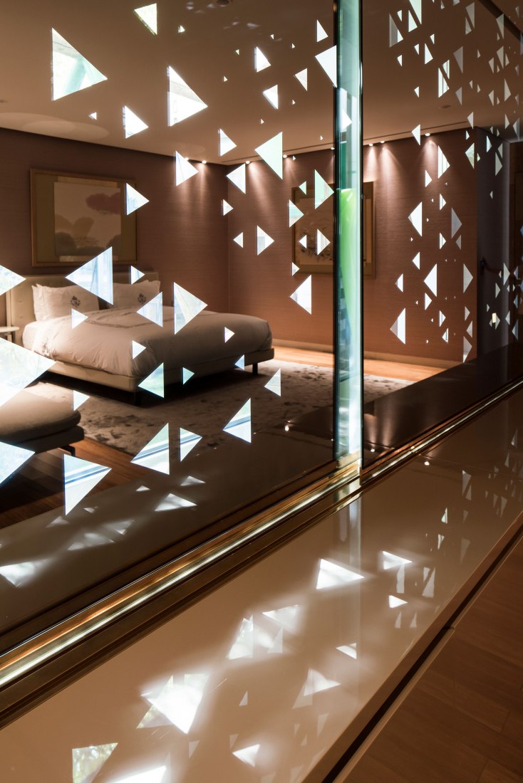 A house vs rock. Rock House by AGi Architects | The Strength of ...