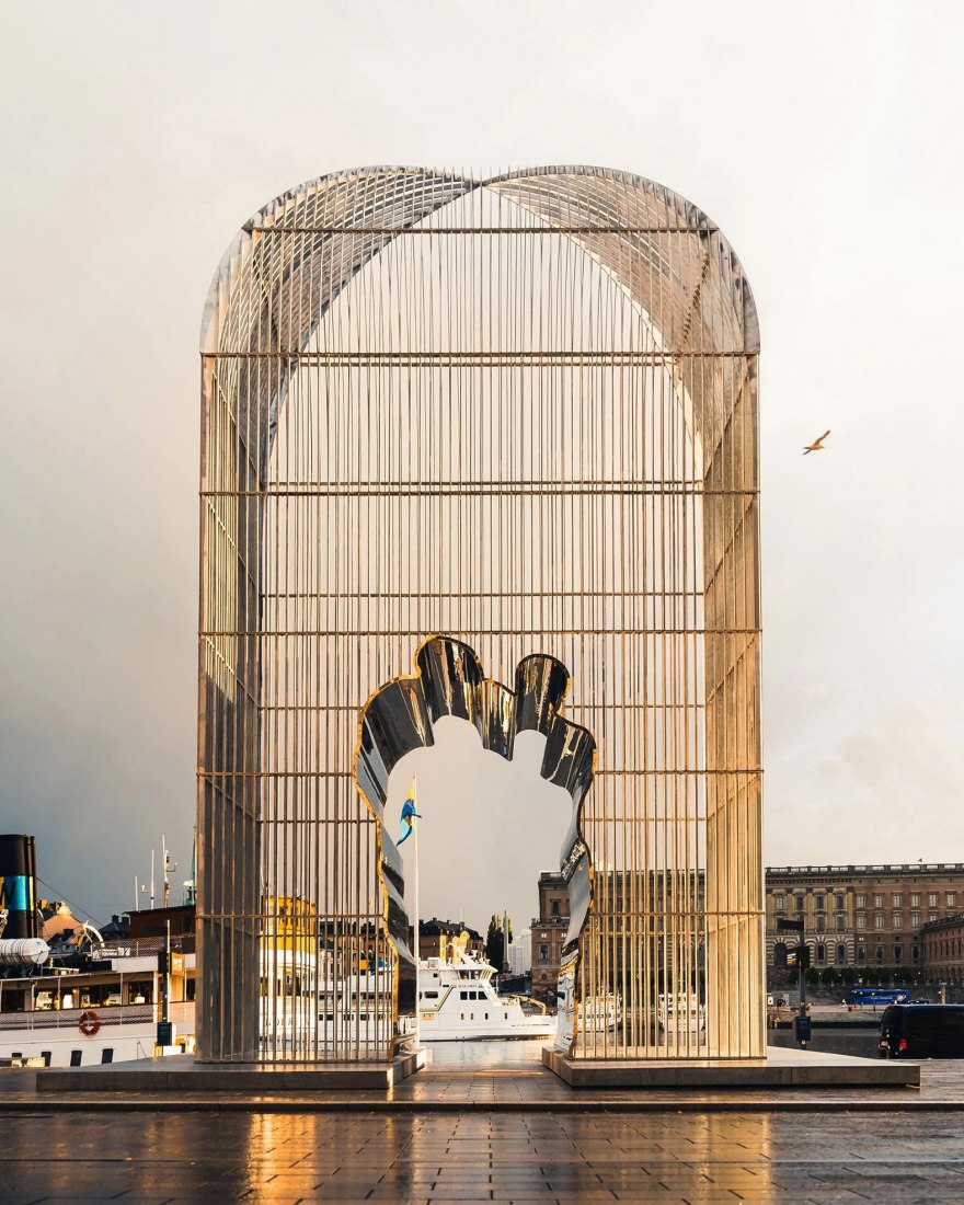 Ai Weiwei unveils "Arch", a piece appealing to a world without borders ...