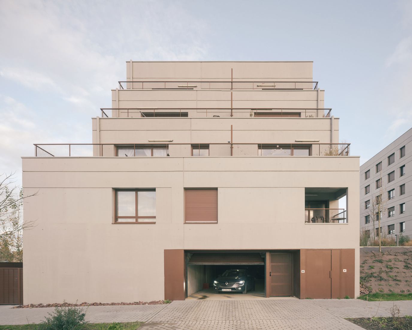 Deduction of a typology. The Aviator by ALTA architectes - urbanistes ...