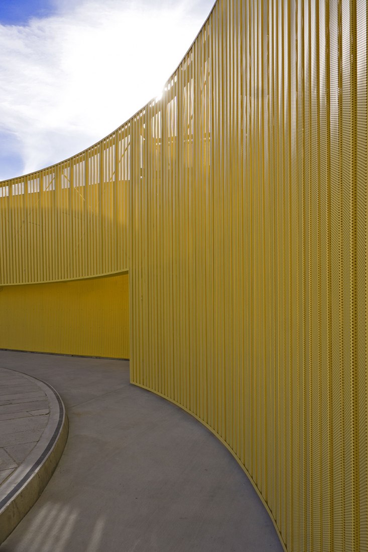 Animo South Los Angeles High School by Brooks + Scarpa | The Strength ...