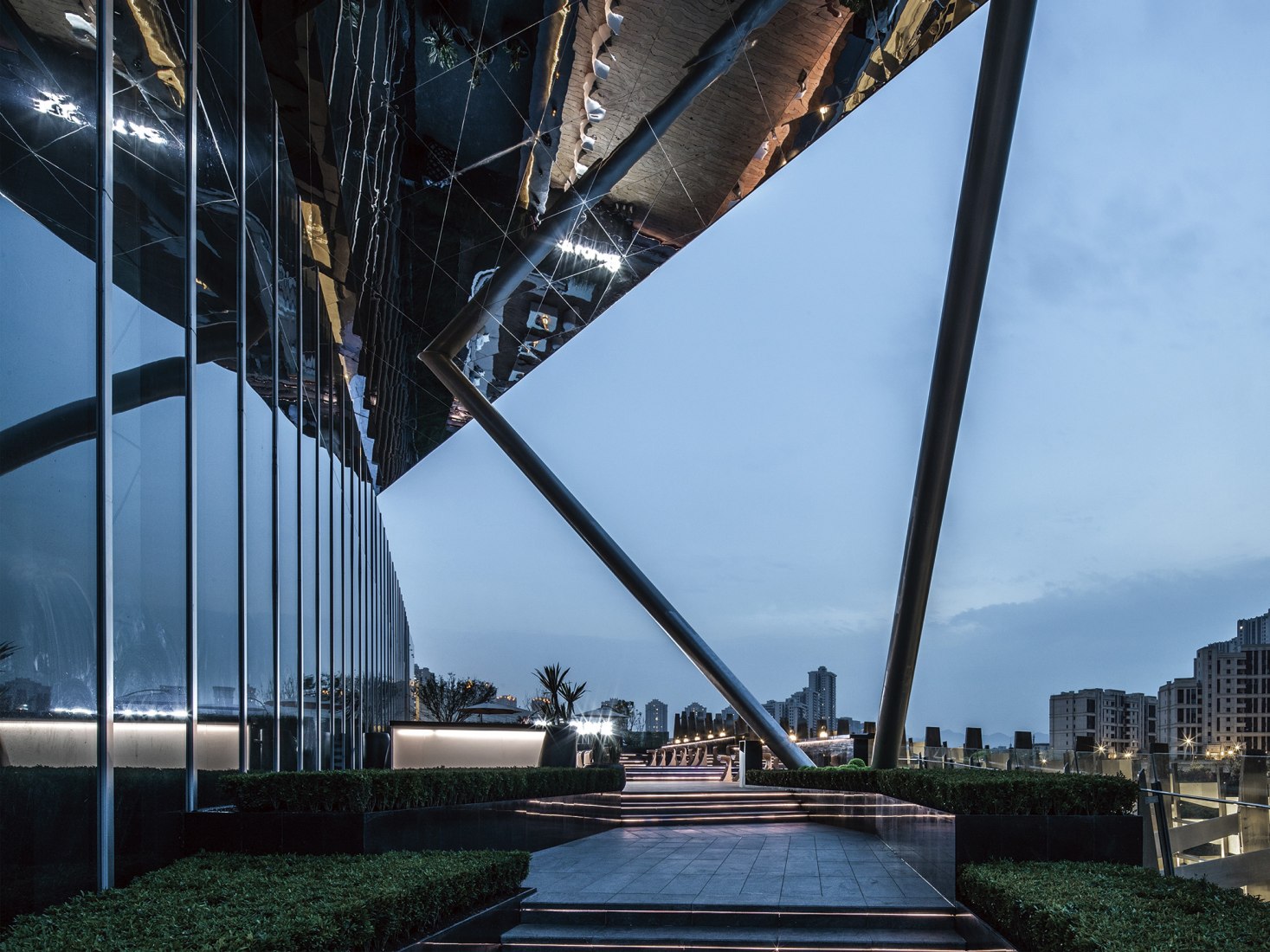 Fragmentation on the cliff. CRCC Chongqing City Park Sales Office by ...