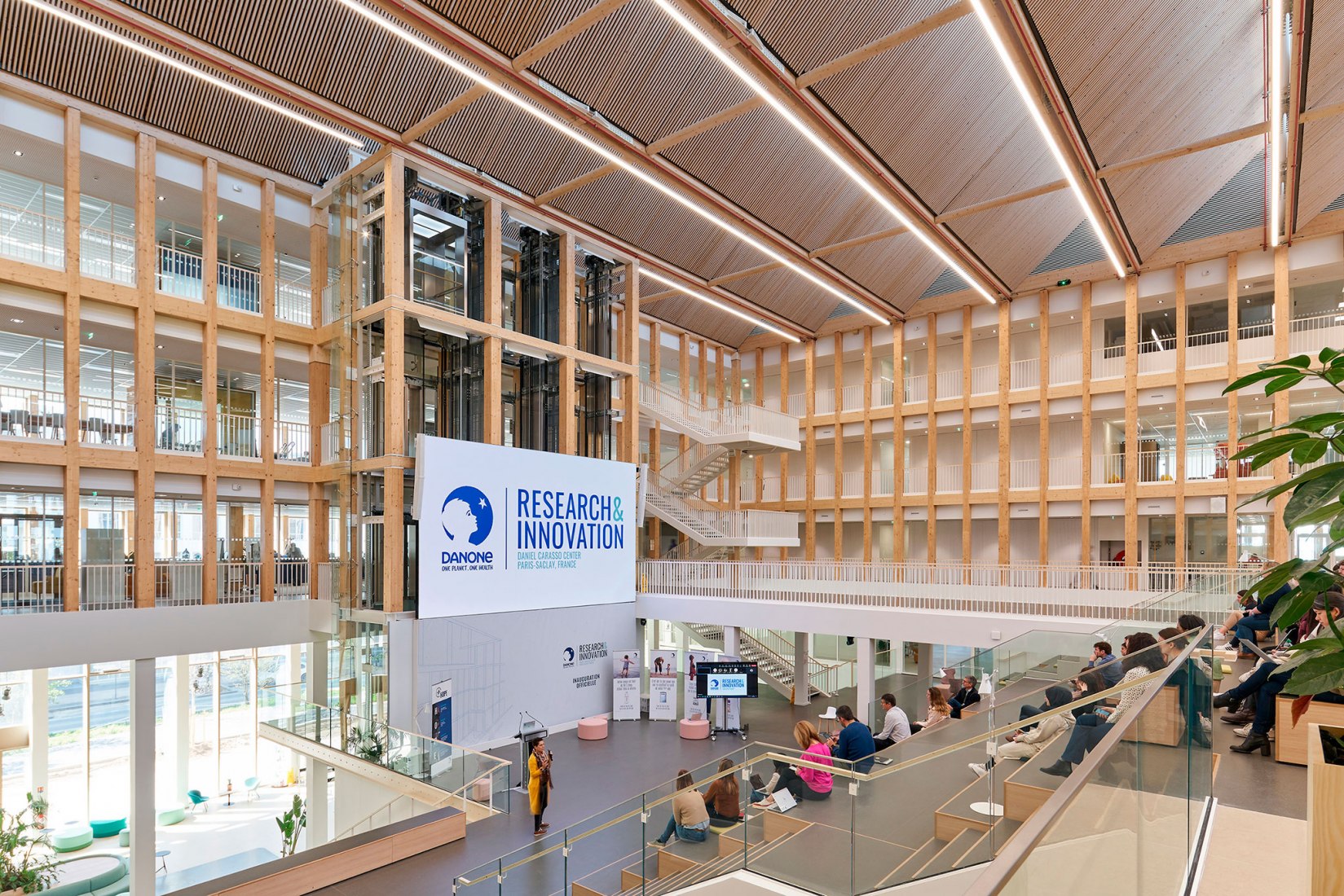 In'Cube, Centro de Investigación e Innovación de Danone por Arte ...