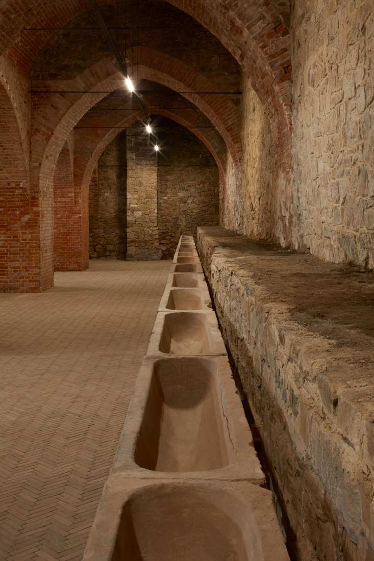 Červený zámek / Red Castle by Atelier 38. Renovation of a listed ...