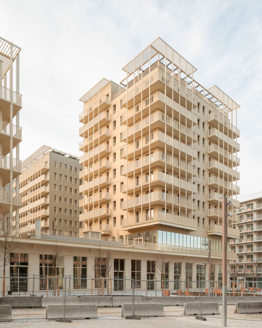 The importance of context. Athletes Village Lot E2B by CoBe ...