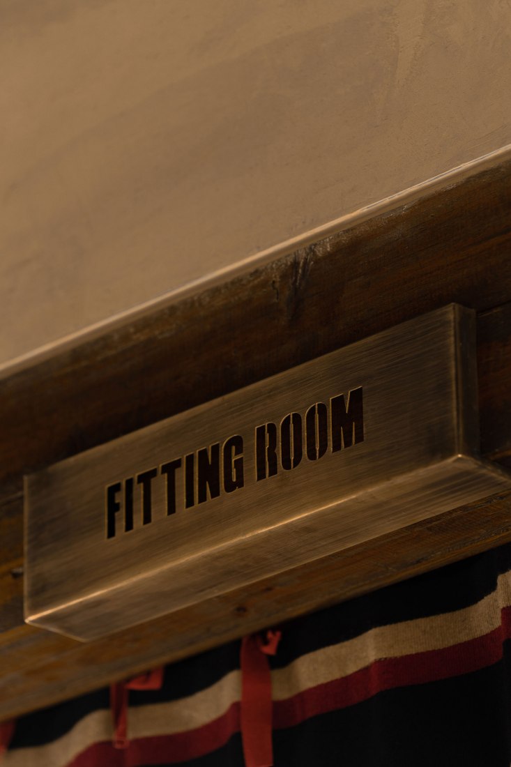 Tribute to Pompeii's past through materiality. hug x UMA WANG New ...