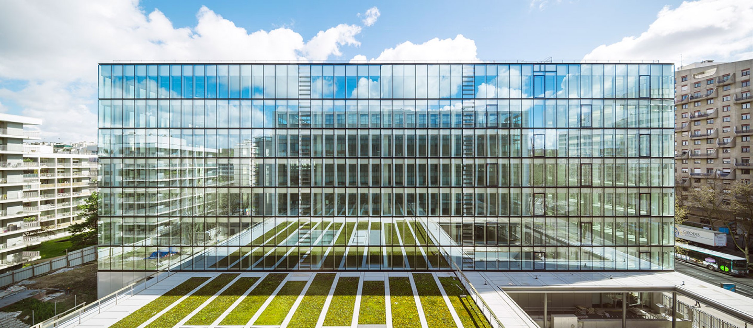 Office Building rehabilitation by AZC | The Strength of Architecture ...