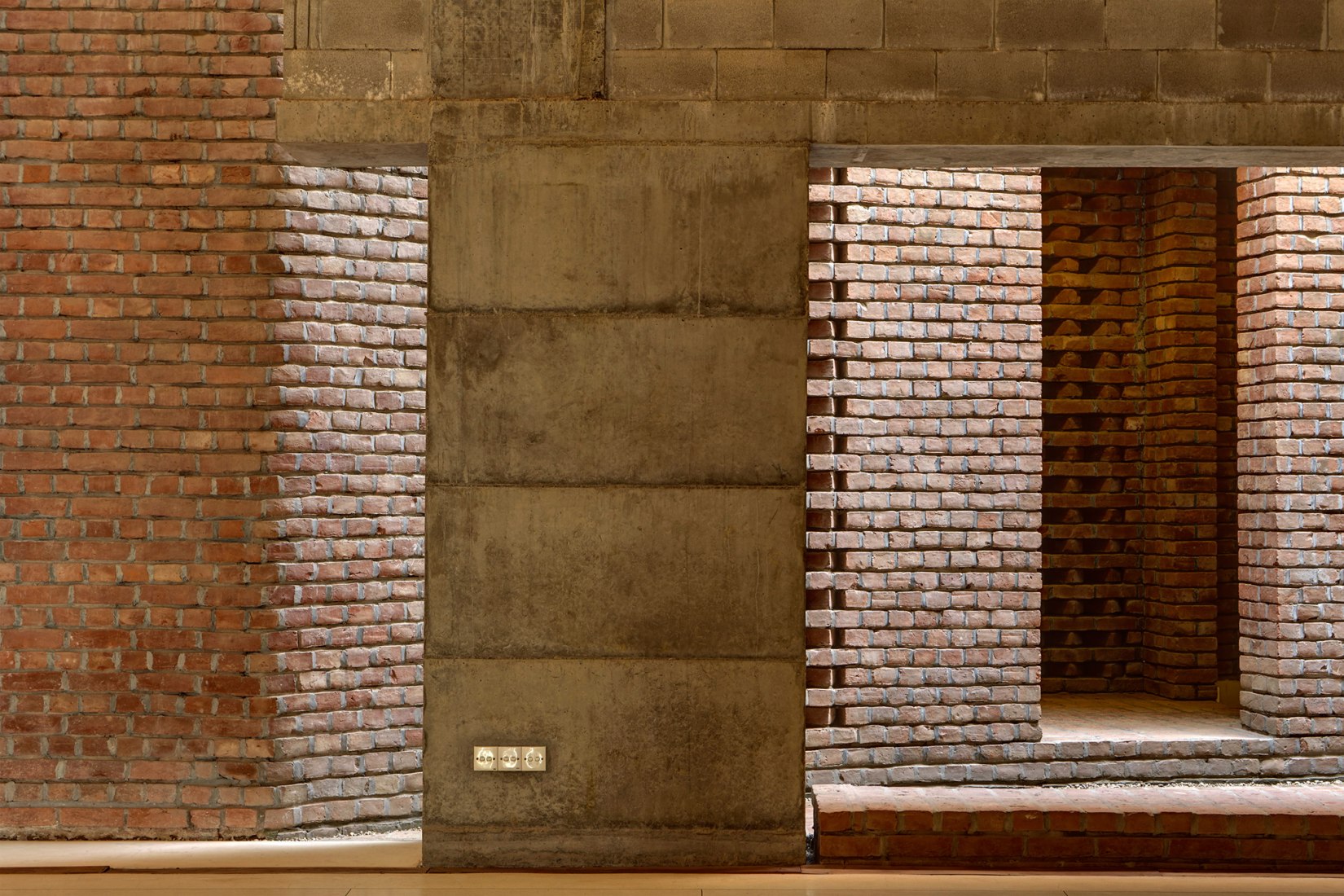 Bait Ur Rouf Mosque by Marina Tabassum | The Strength of Architecture ...