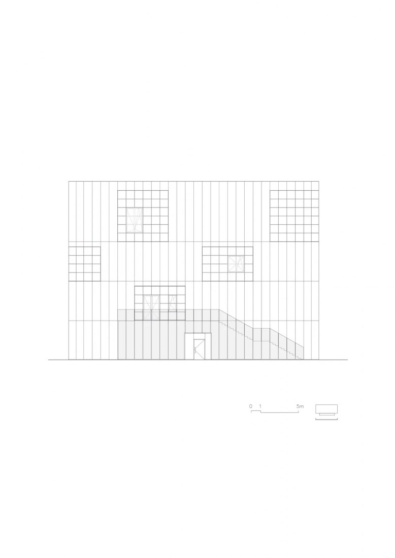 A Play of Contrasts in the New Design District. Artists’ Atelier in ...