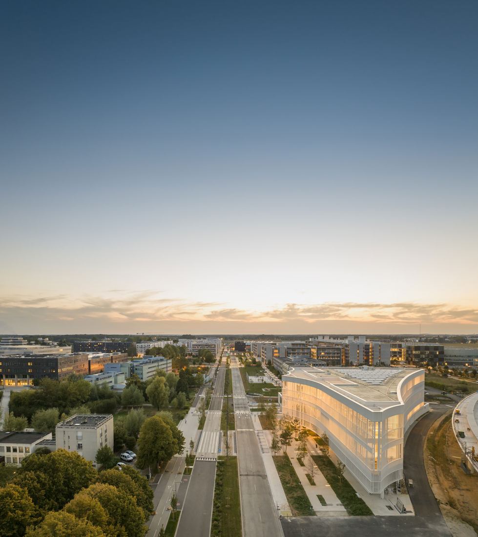 A journey of permeable spaces. LUMEN University of Saclay by Beaudouin ...