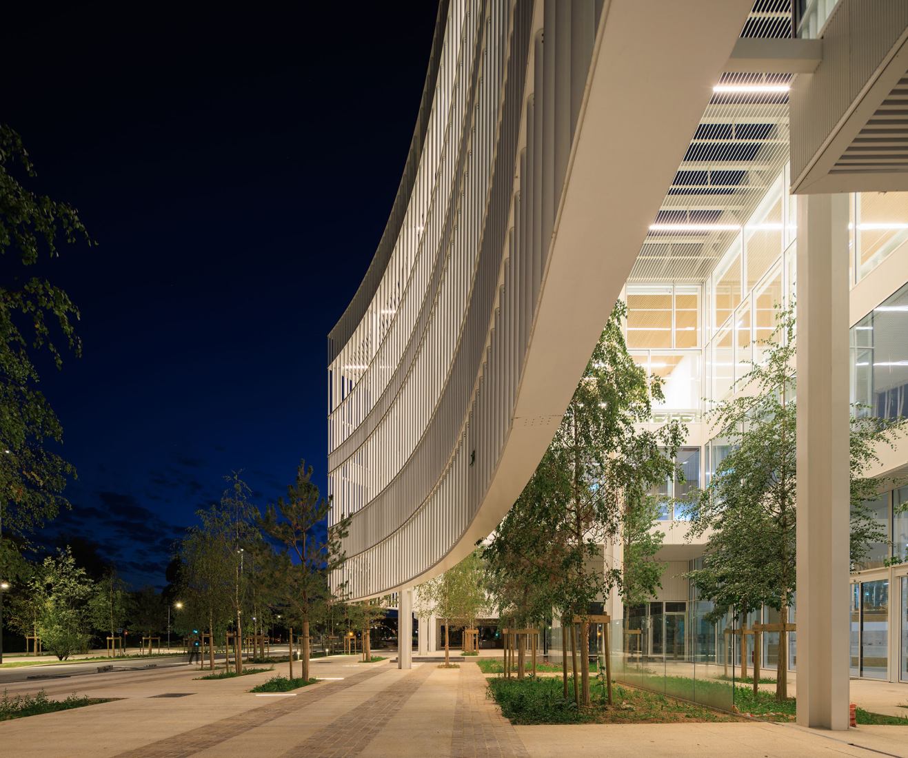 A journey of permeable spaces. LUMEN University of Saclay by Beaudouin ...