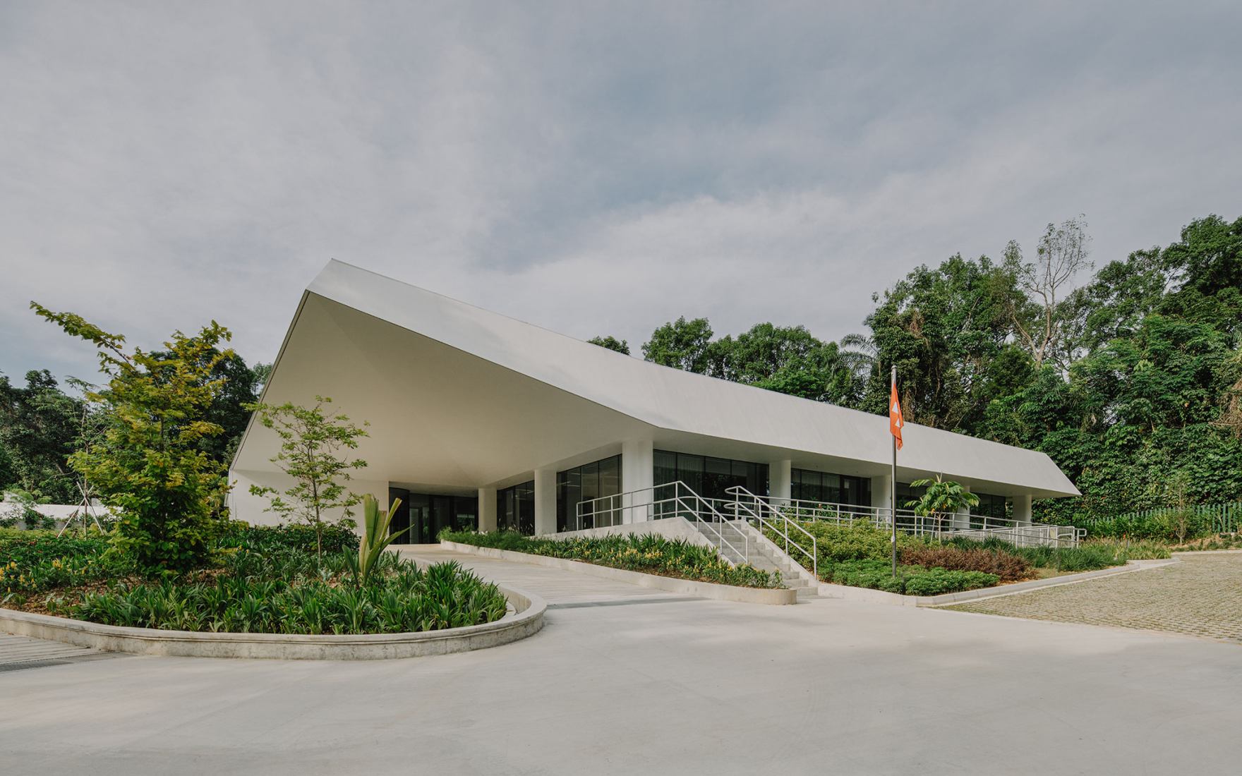 A modernization respectful of space. Swiss Embassy by Berrel Kräutler ...