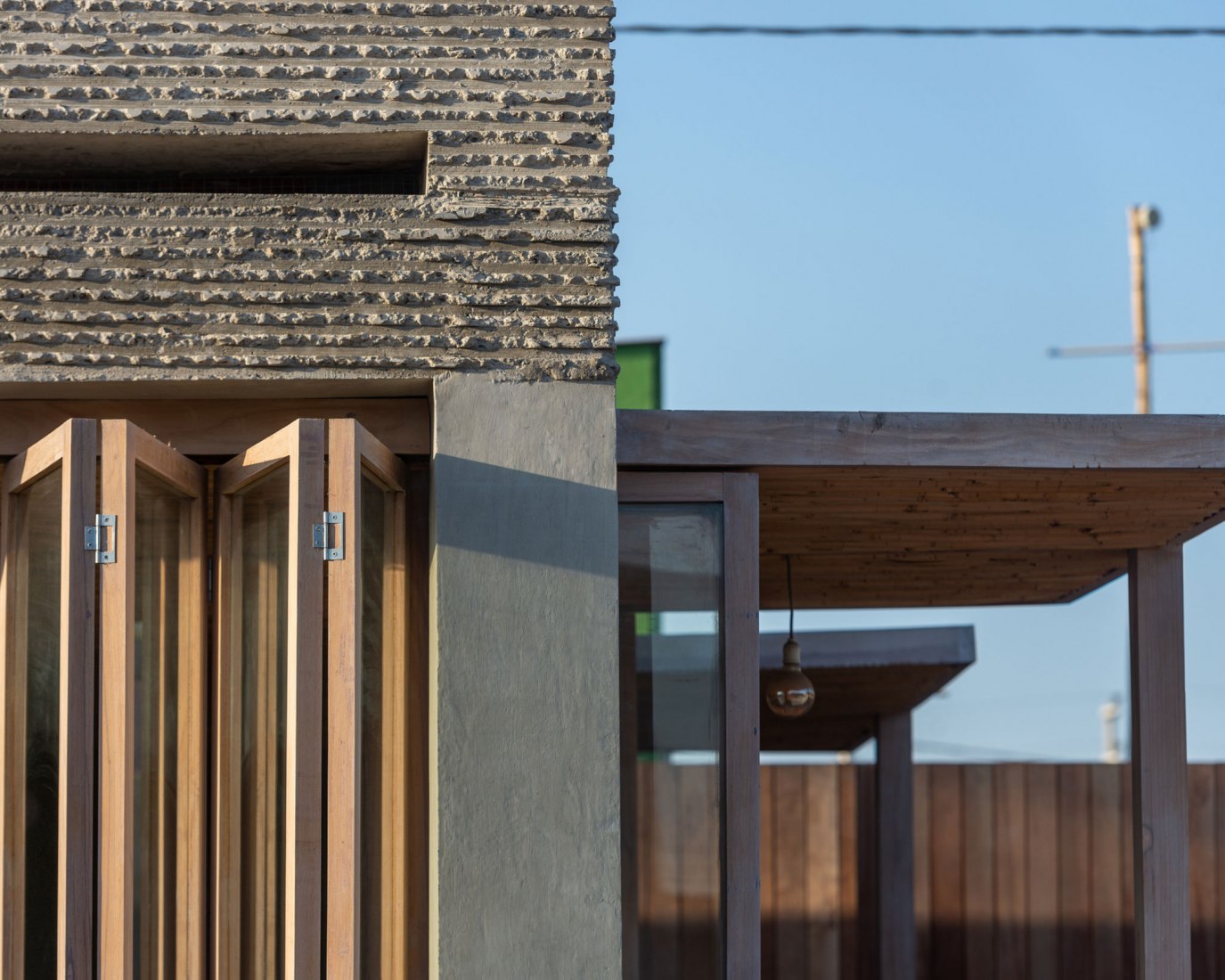 Initial School 140 by Betsaida Curto Reyes and Ander Bados Sesma | The ...