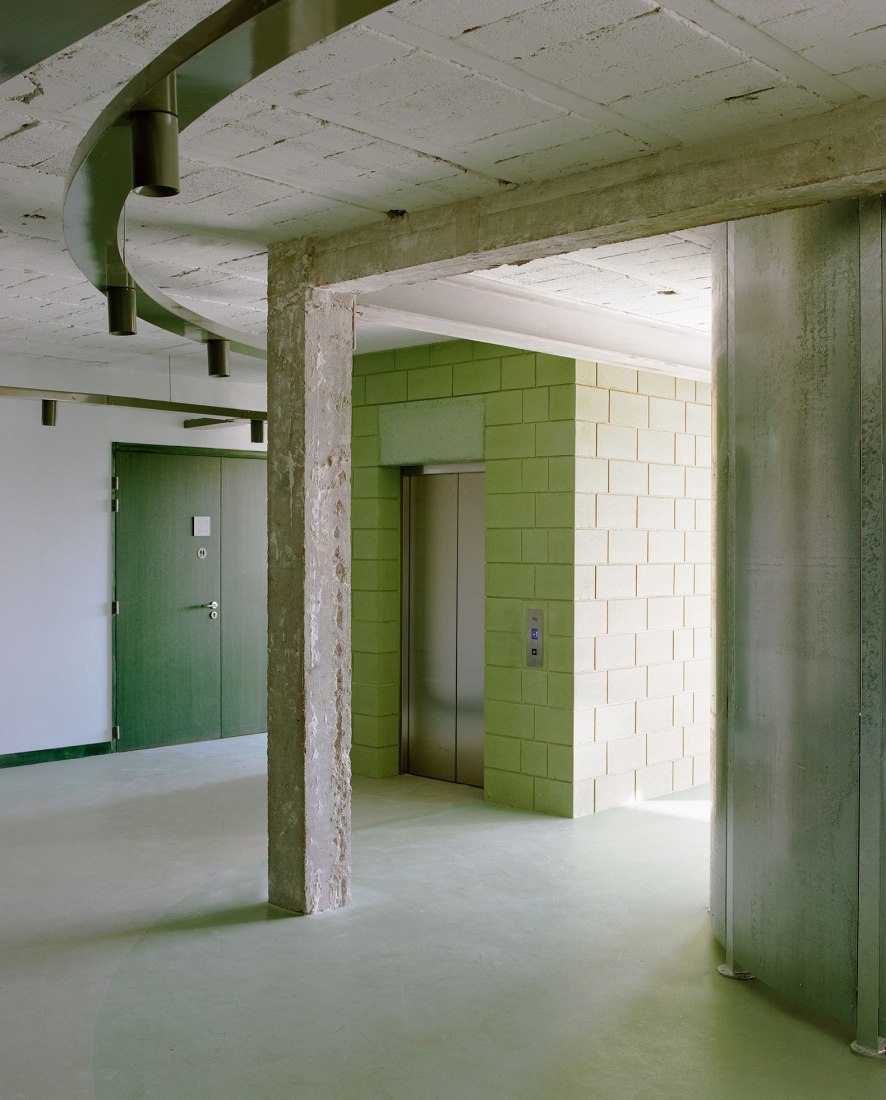 20th century memory. IGESA, renovation of a military clinic into new ...