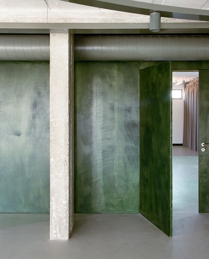 20th century memory. IGESA, renovation of a military clinic into new ...
