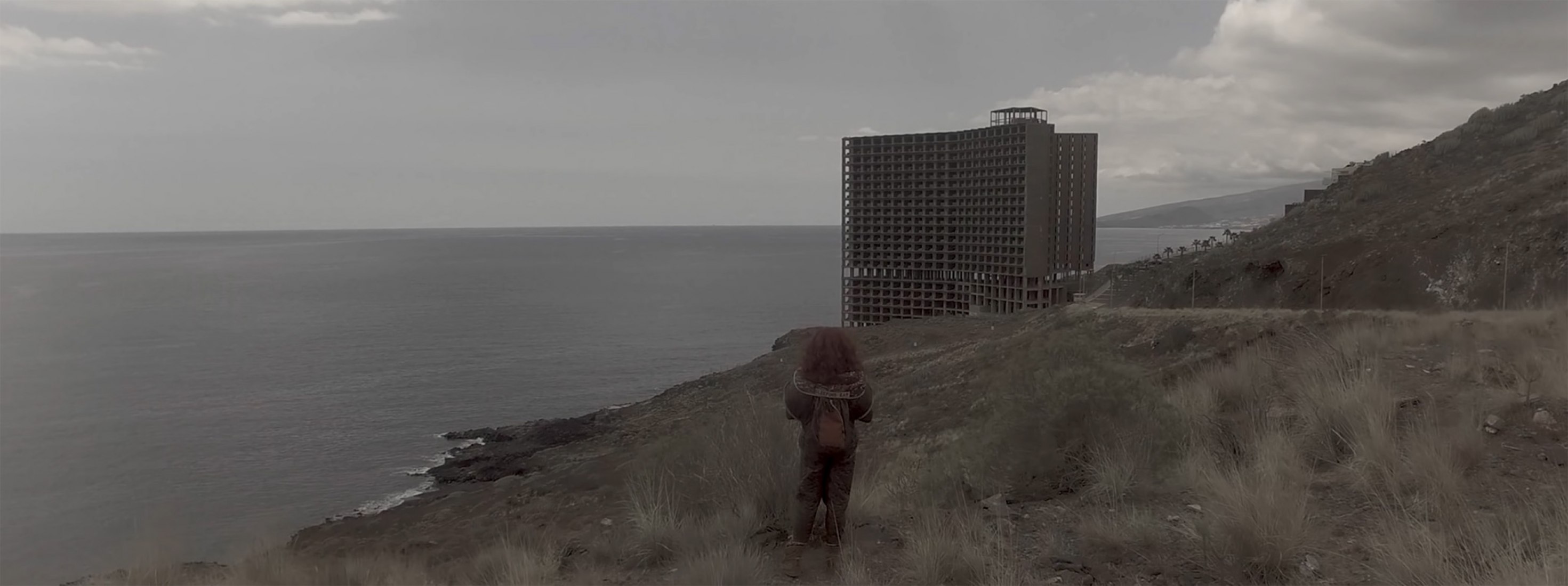 Criticism of the tourist overcrowding on the island of Tenerife. Bouvet ...