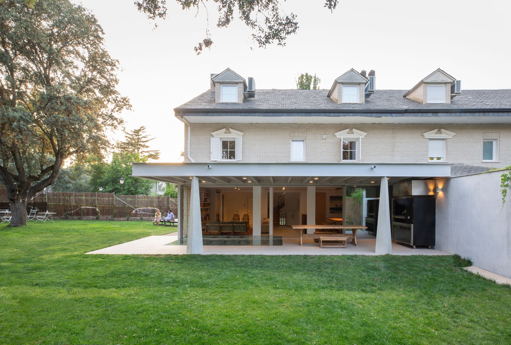 Fluently and relationship of space in a single-family home. Silberberg ...