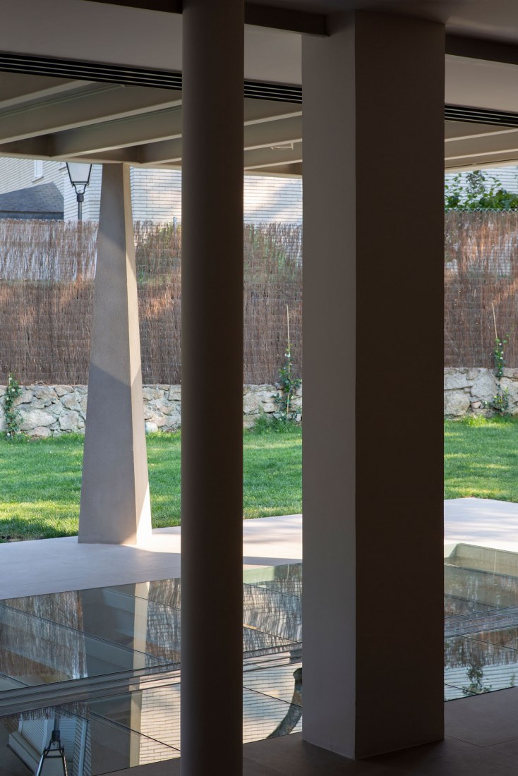 Fluently and relationship of space in a single-family home. Silberberg ...