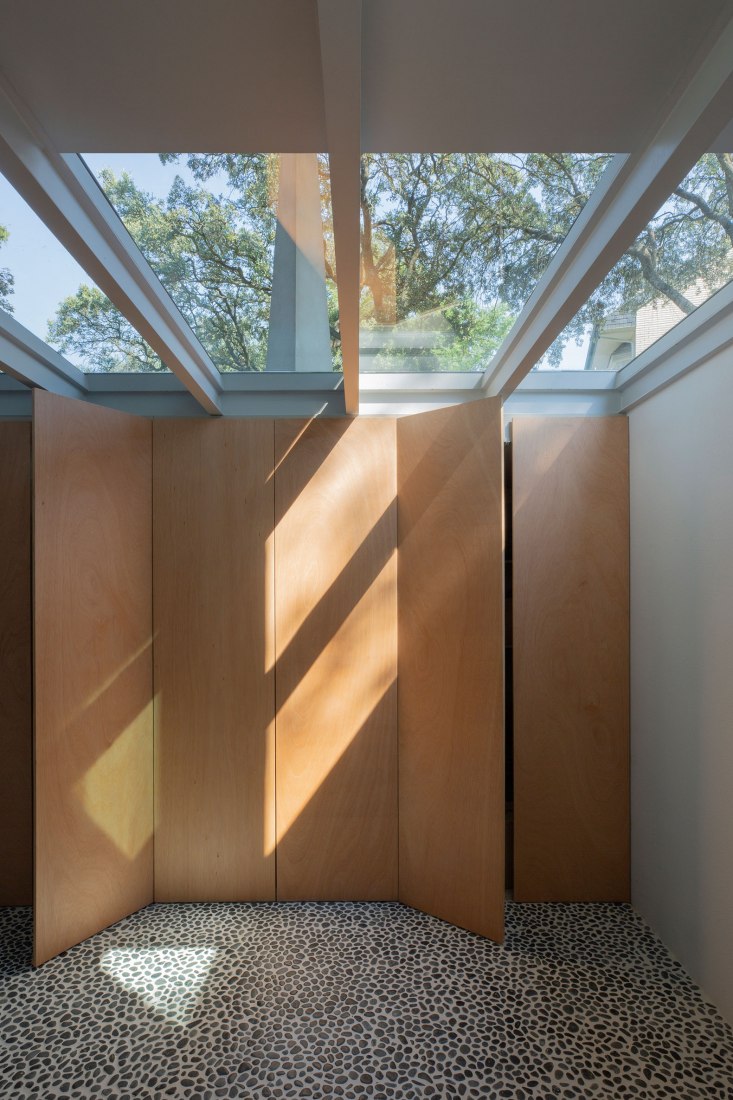 Fluently and relationship of space in a single-family home. Silberberg ...