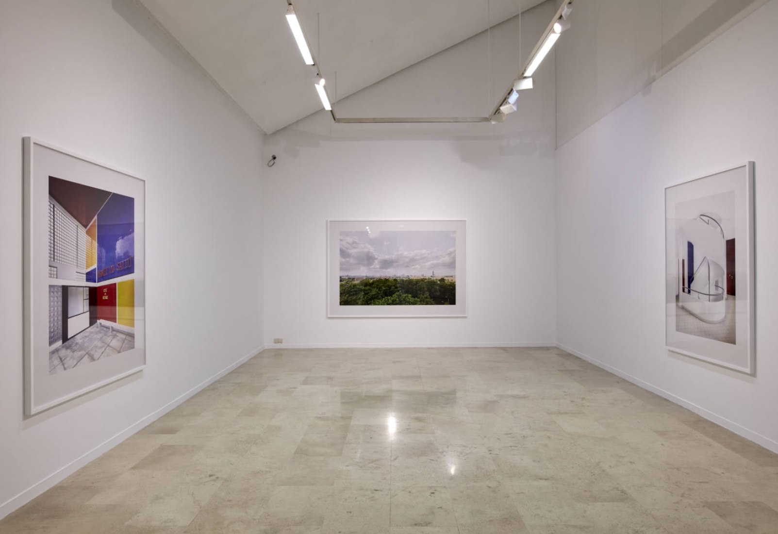CANDIDA HÖFER About Structures and Colors in Galería Helga de Alvear ...