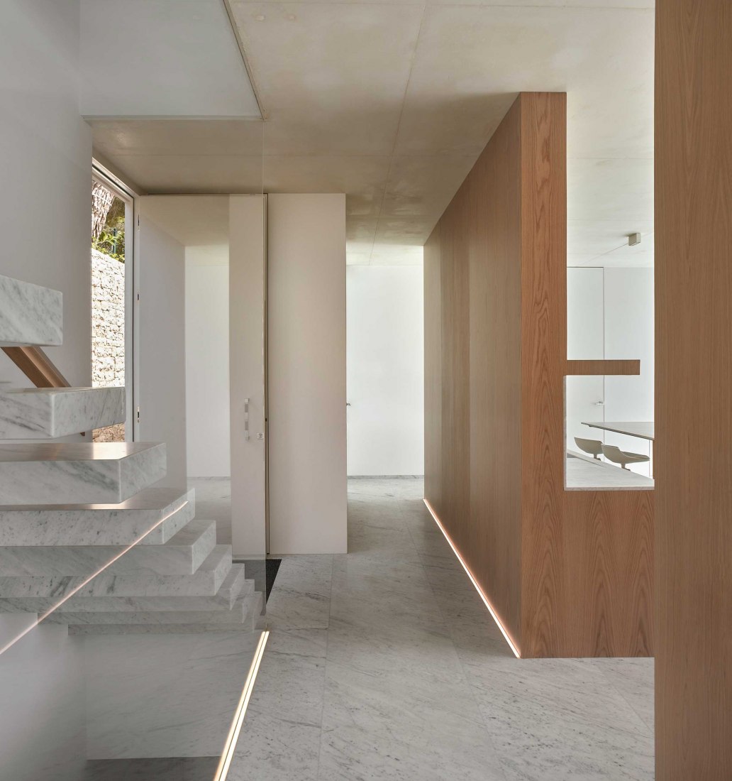 Oslo House - Concrete Block, by Ramón Esteve Estudio | The Strength of ...