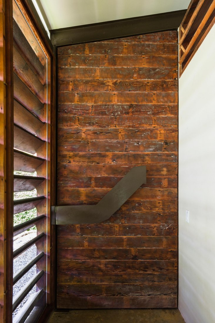 Moving between the landscape. House in Cope by Patrick Dillon | The ...