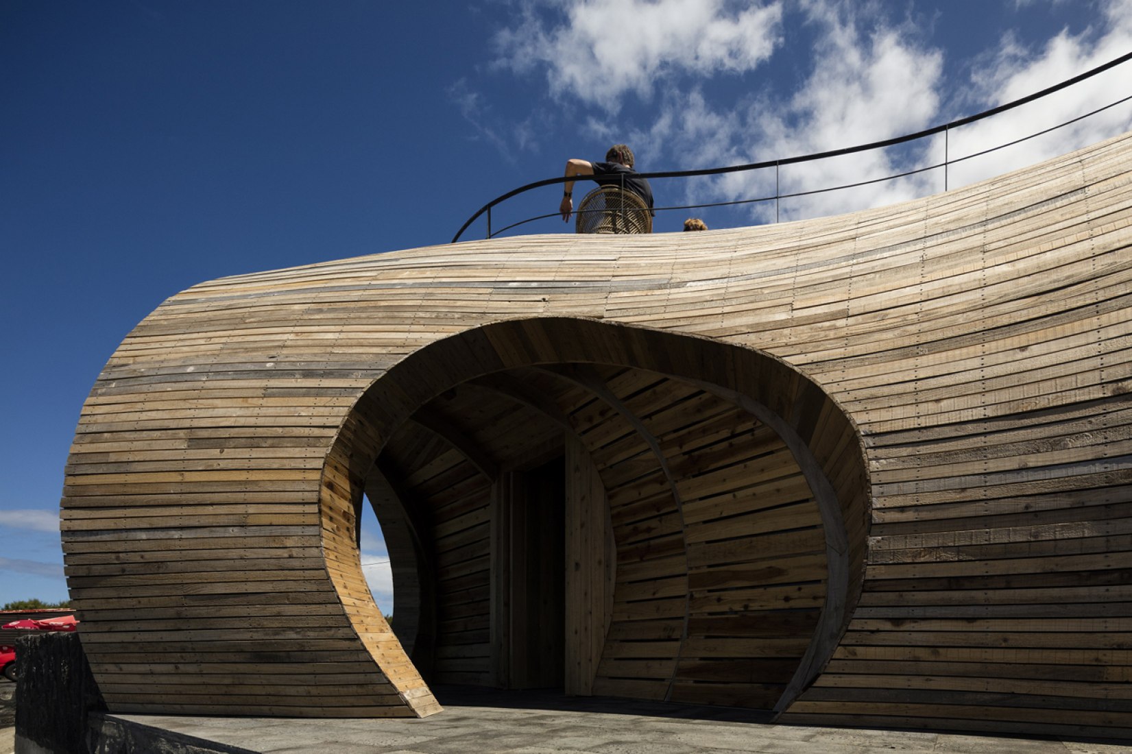 Cella Bar by FCC Arquitectura and Paulo Lobo | The Strength of ...