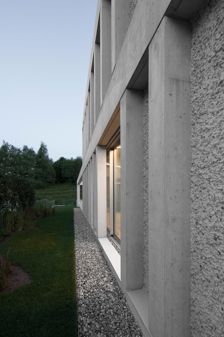 Looking east and west. Concrete house by DF__DC architects | The ...