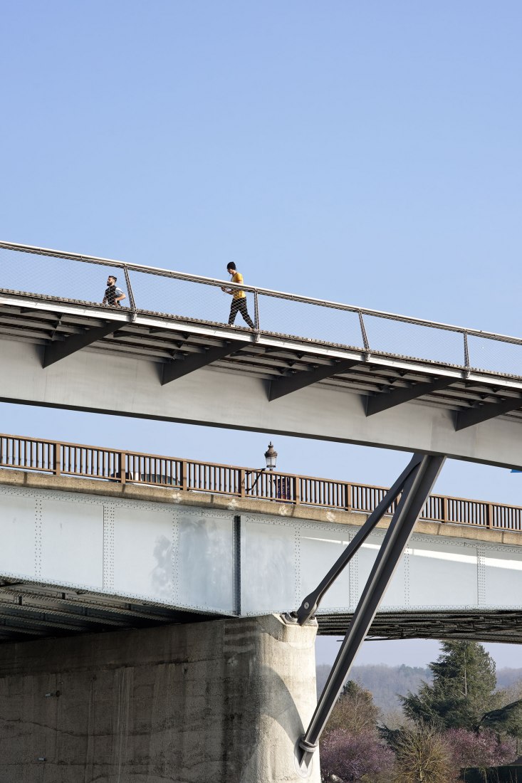 Removing borders. Footbridges over the Seine by Dietmar Feichtinger ...
