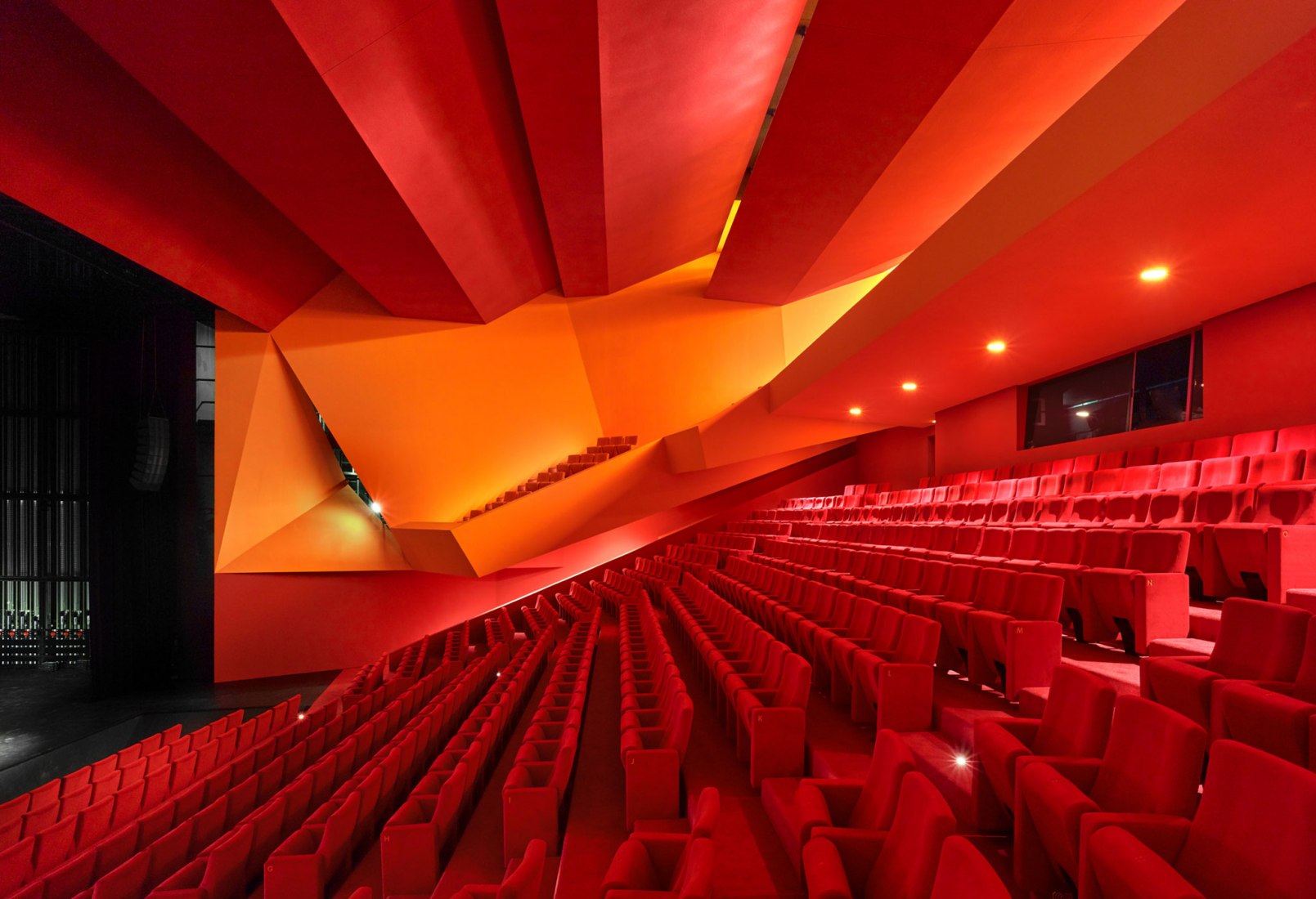Théodore Gouvy Theatre by Dominique Coulon & associés | The Strength of ...