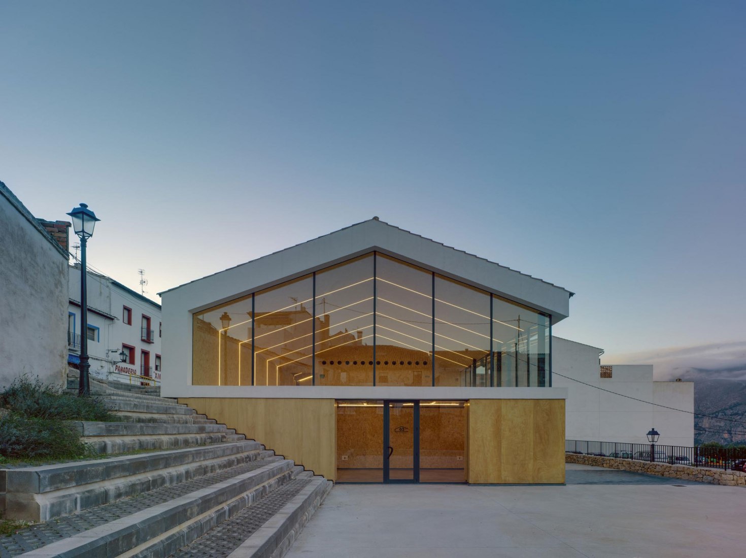 Cultural identity. Felip Miralles house of culture by eneseis | The ...