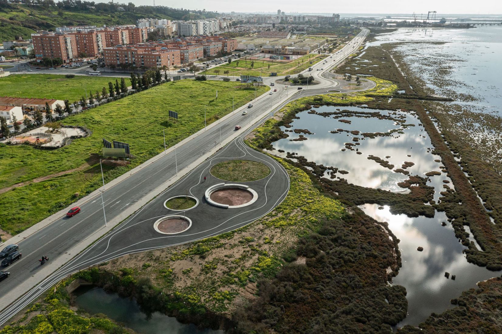 Envolviendo la marisma: Itinerario paisajístico en torno al estuario ...