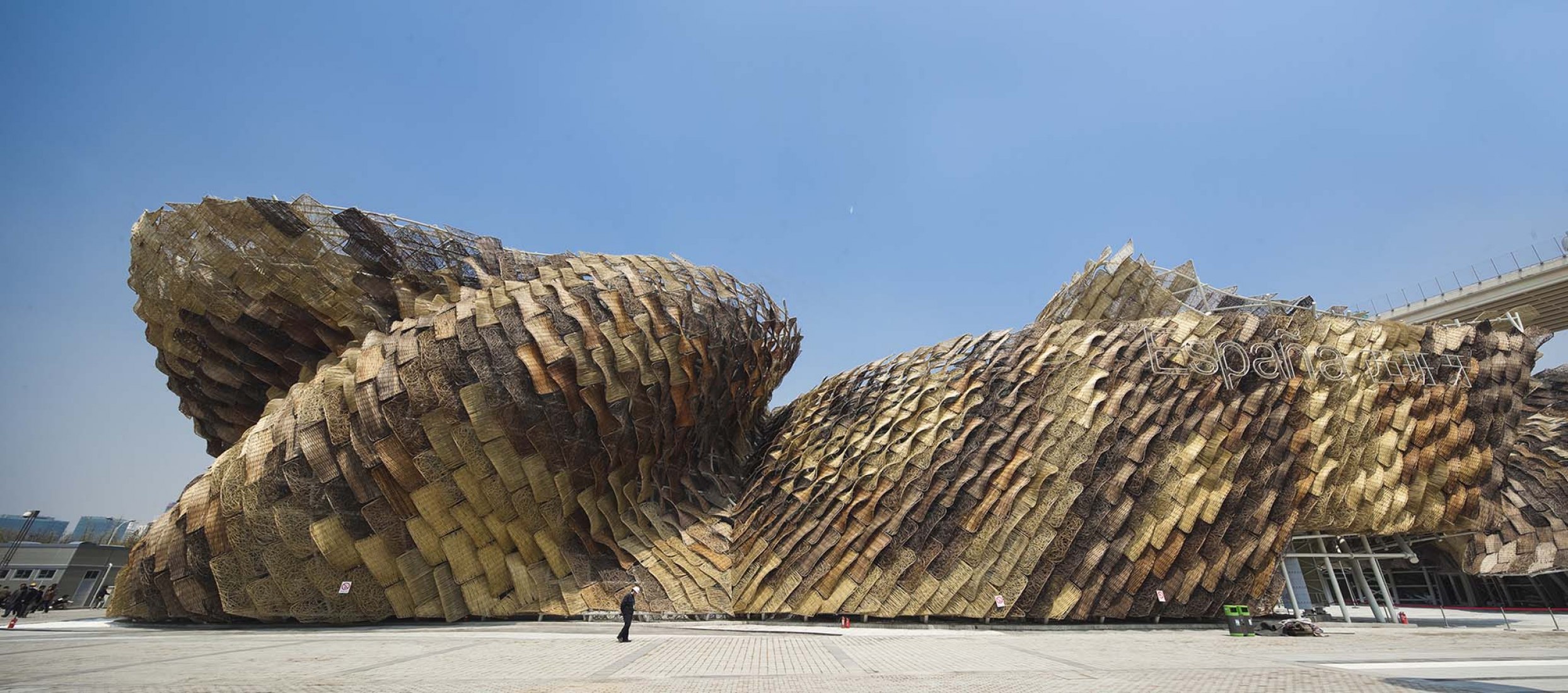 "MIRALLES. To be continued...". Tribute to Miralles | The Strength of ...
