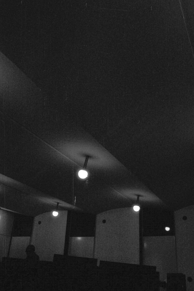 A very different kind of office refurbishment. Dim Cloud by Fala ...