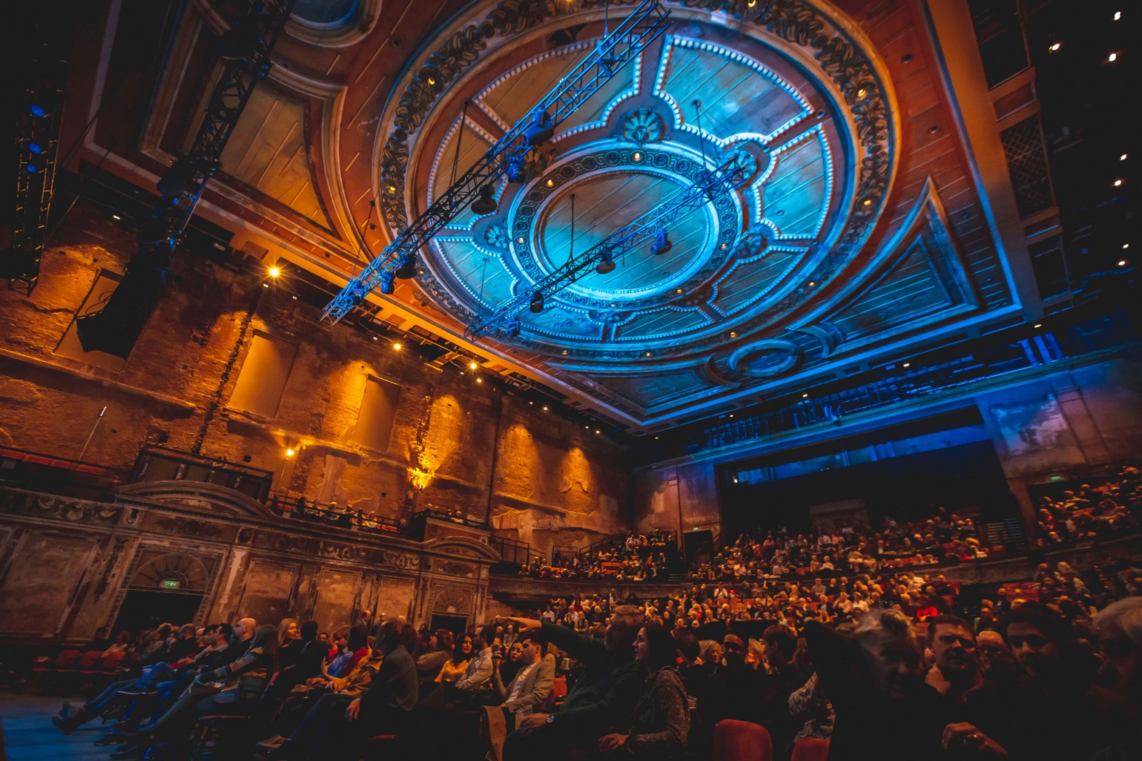 Alexandra Palace Theatre rise from the ashes, renovate by Feilden Clegg ...