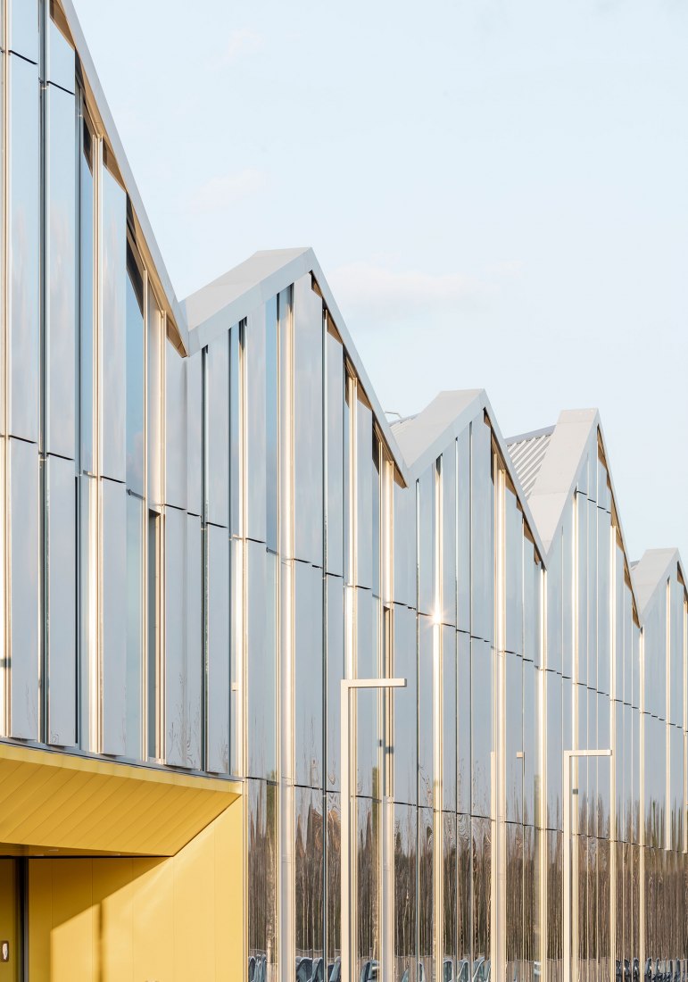 T9 tramway maintenance and storage center by Ferrier Marchetti Studio ...