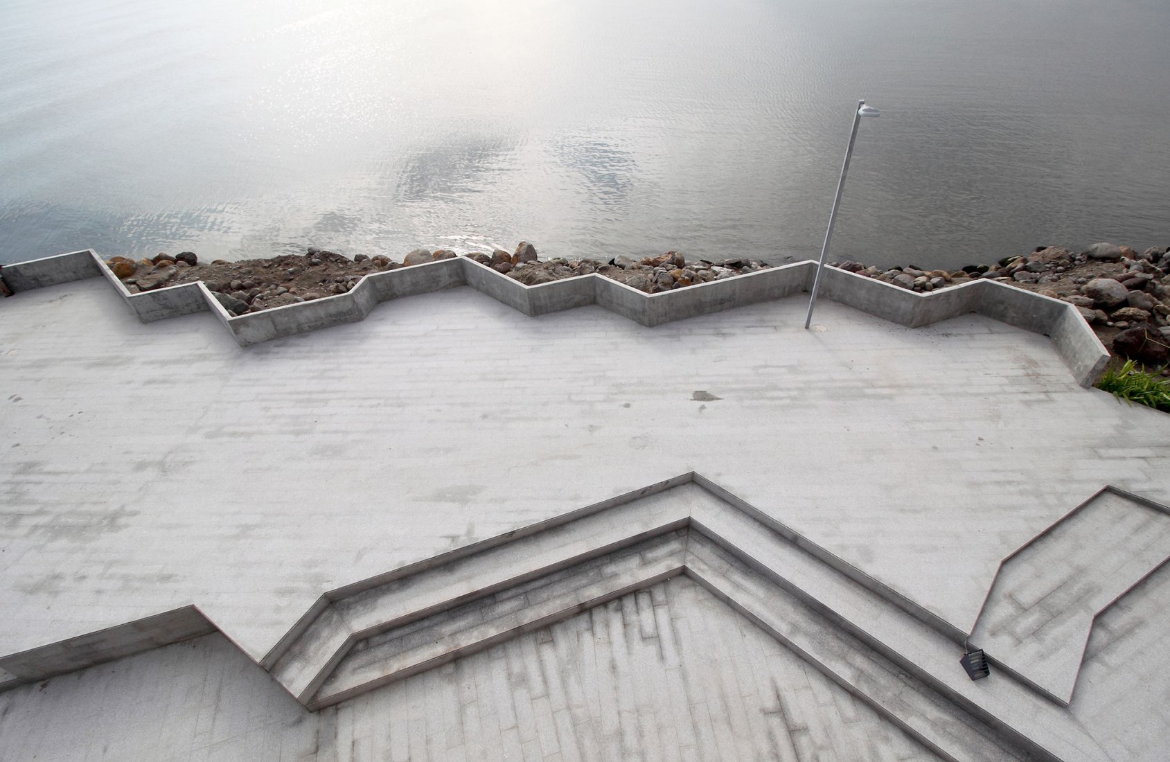 Opening Foro Boca by Rojkind Arquitectos. Sculptural and massive ...