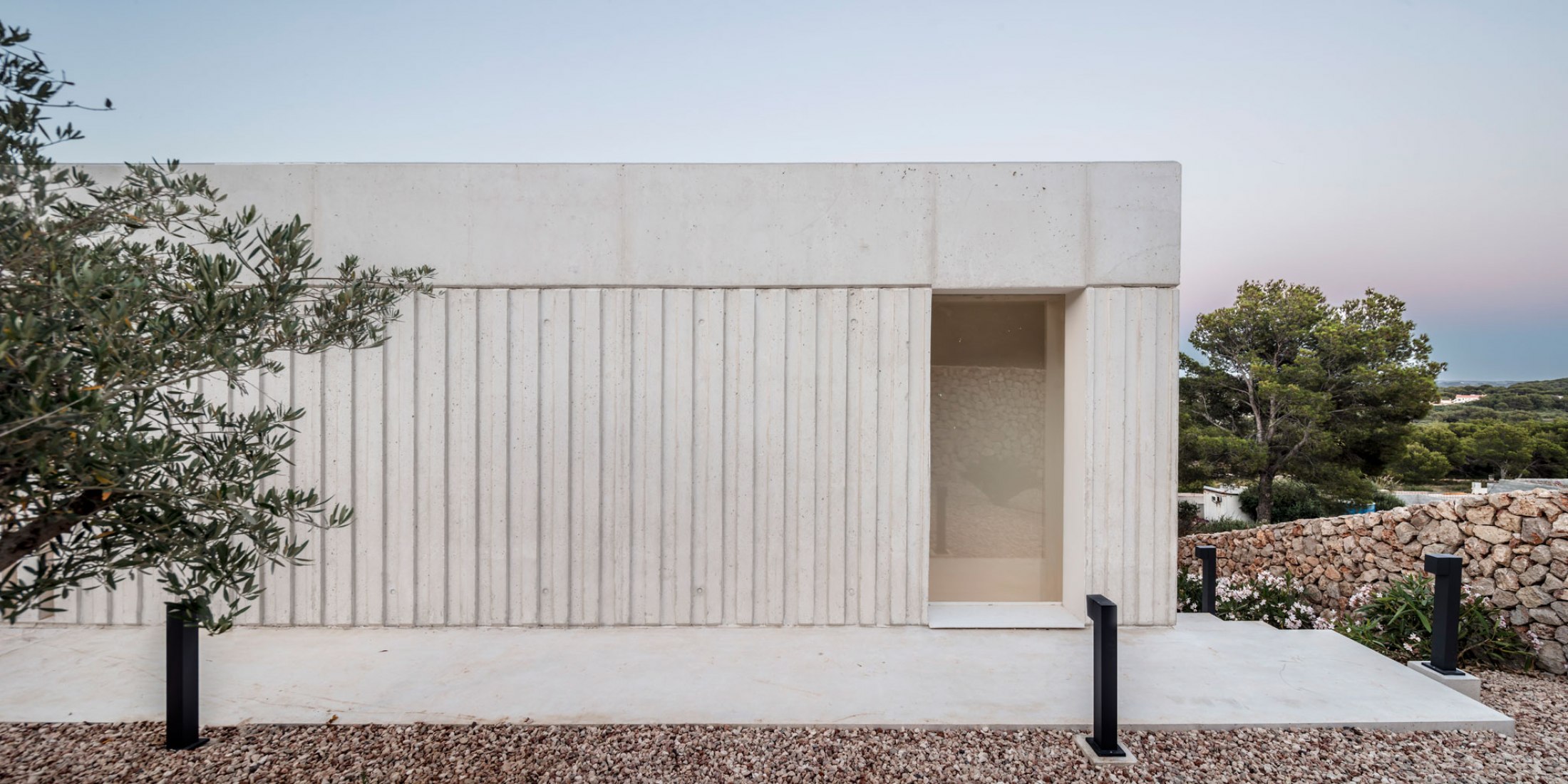 A window to the Mediterranean. Frame House by Nomo Studio | The ...