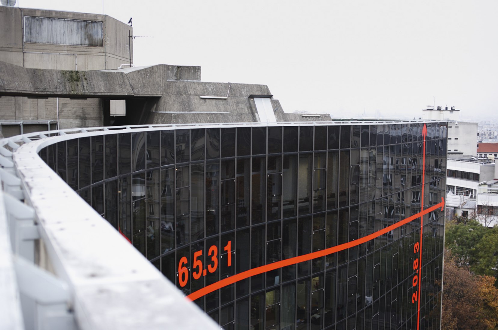 FREAKS freearchitects - Sur Mesure. Installation | The Strength of ...