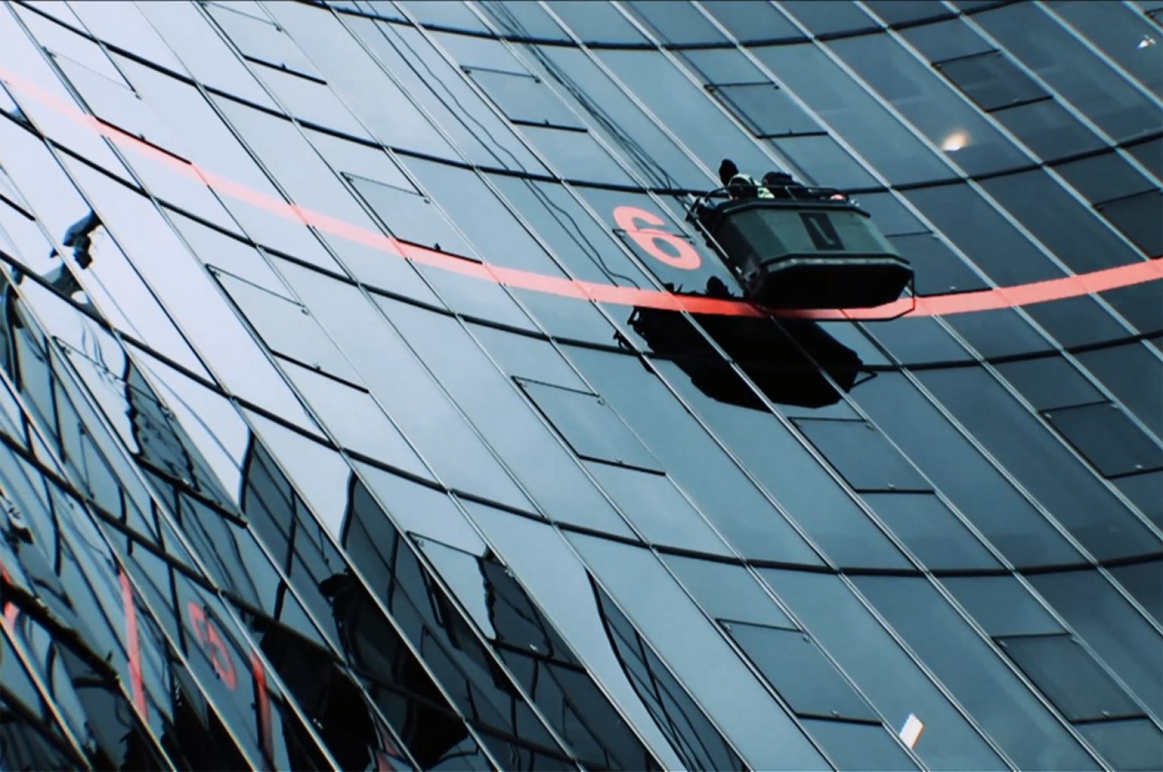 FREAKS freearchitects - Sur Mesure. Installation | The Strength of ...
