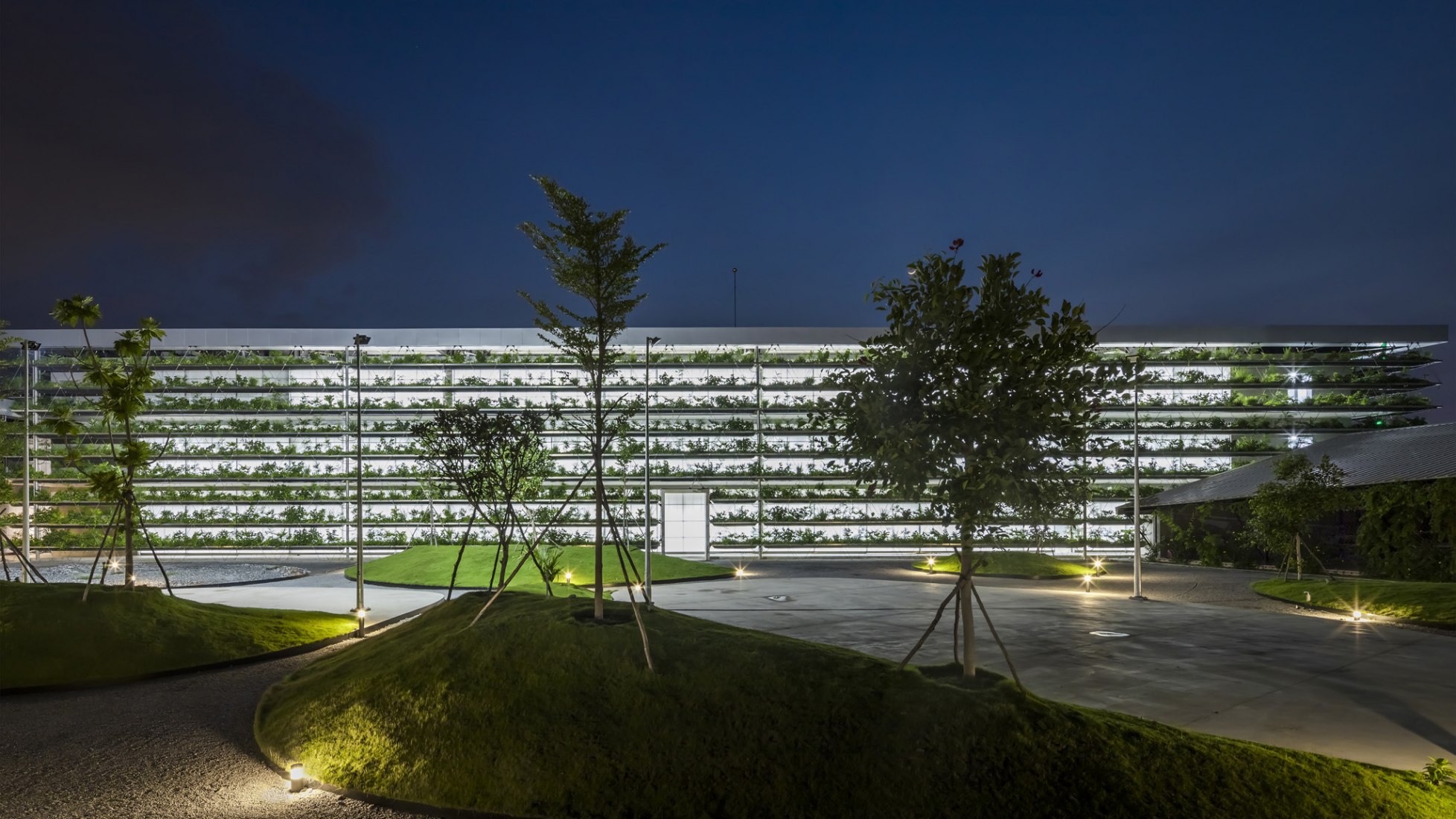 Fully open. Jakob Factory by rollimarchini architekten + G8A Architects ...