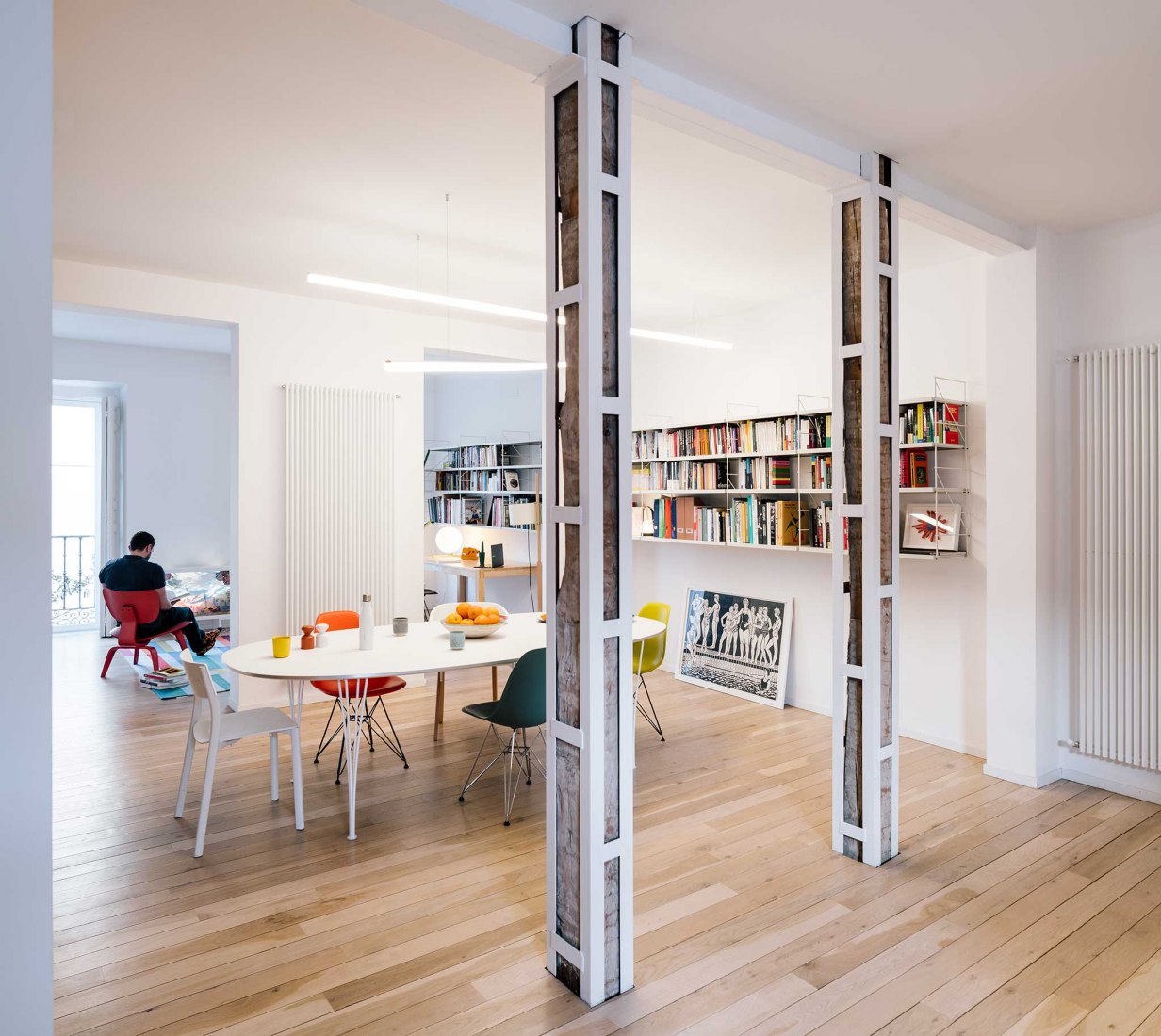 Escenografías del habitar para un soltero en Madrid. Sequence House por Gon Architects | Sobre ...