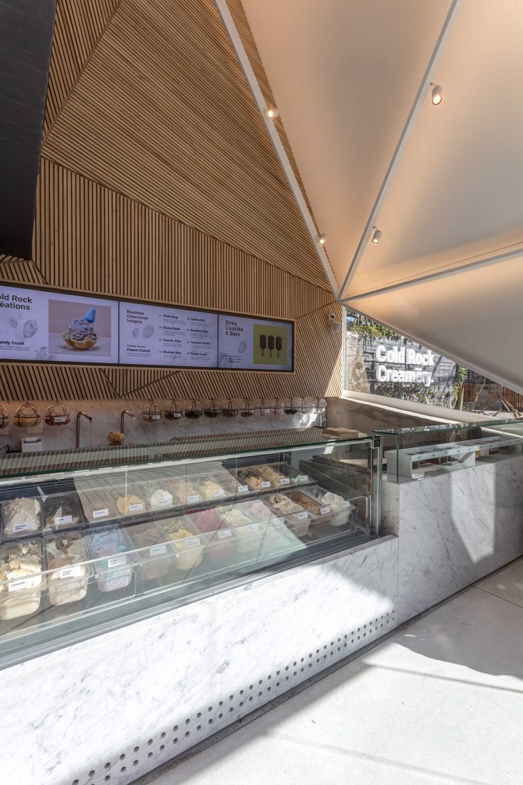 Helados en un paisaje onírico. Goodsten por Hitzig Militello Architects ...
