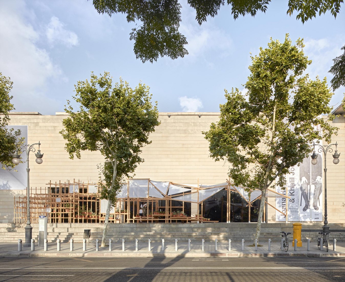 IVAM esplanade 2017 by Adrián Torres Astaburuaga | The Strength of ...