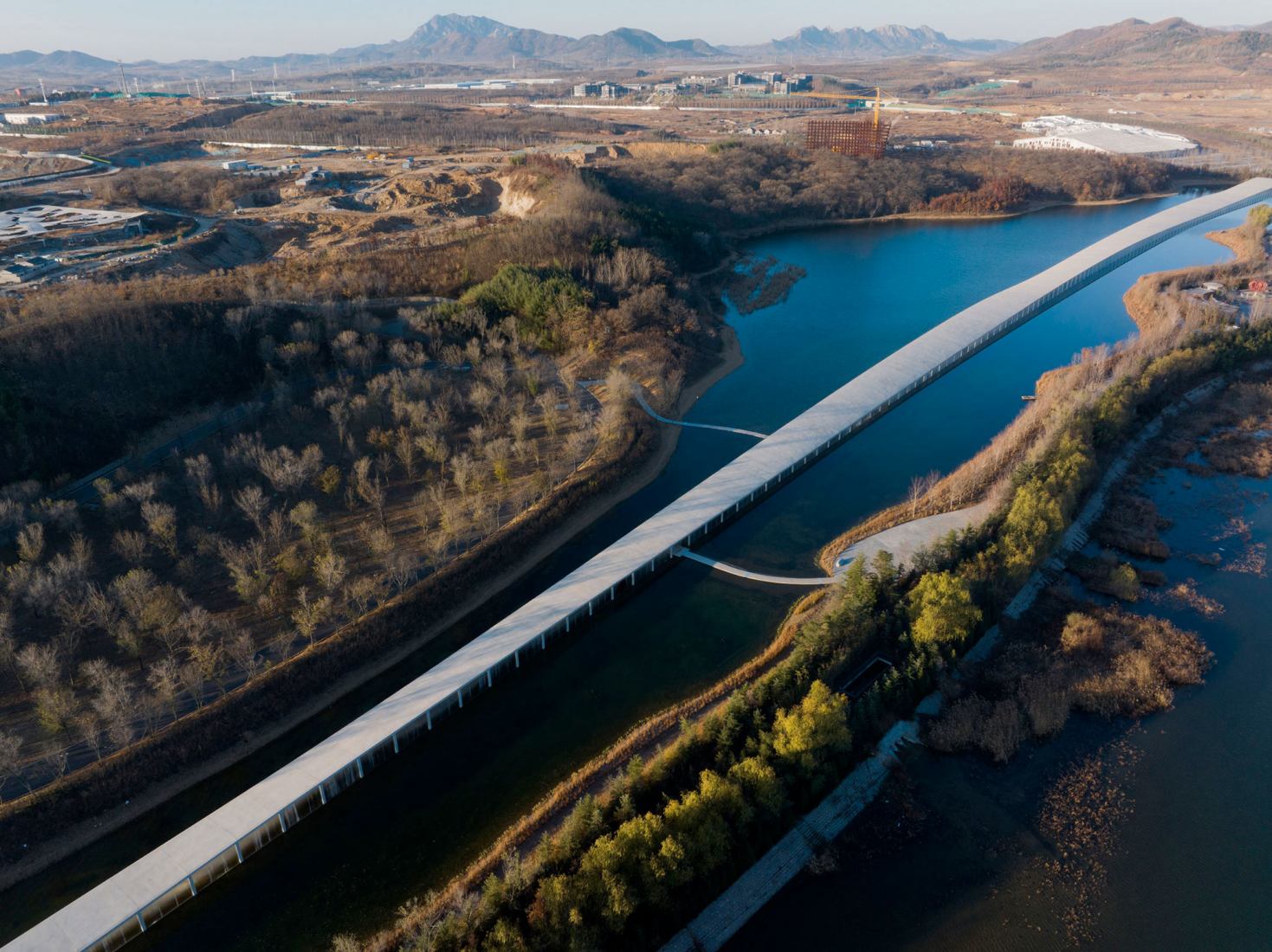 Illusory and gigantic relationship with nature. Zaishui Art museum by ...