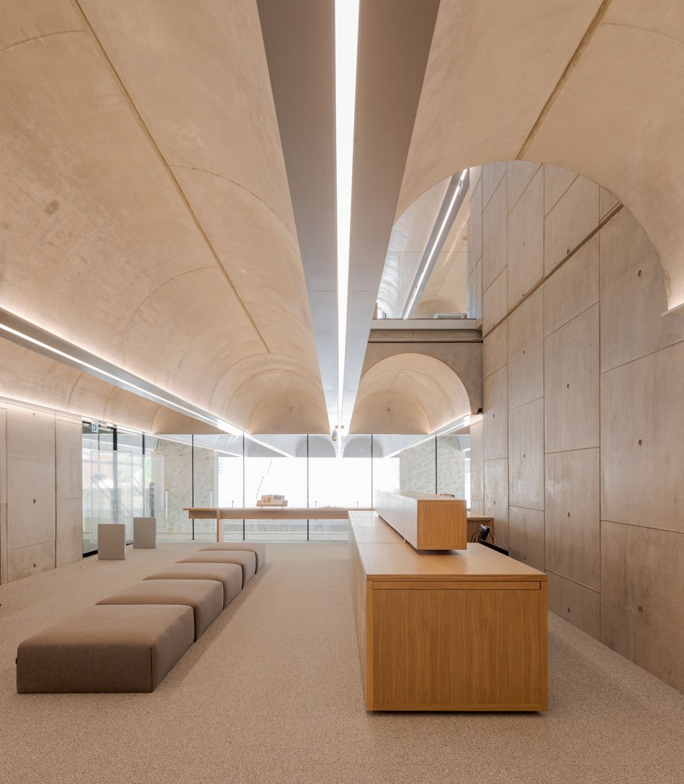 Inteligente y elegante. Mediateca Charles Nègre por Ivry Serres Architecture y Beaudouin ...