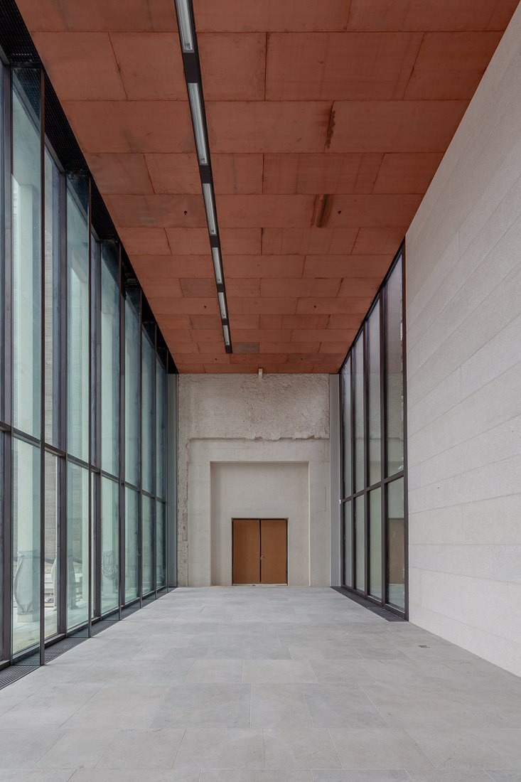 La galería James Simon de Chipperfield en Berlin completa una gran ...