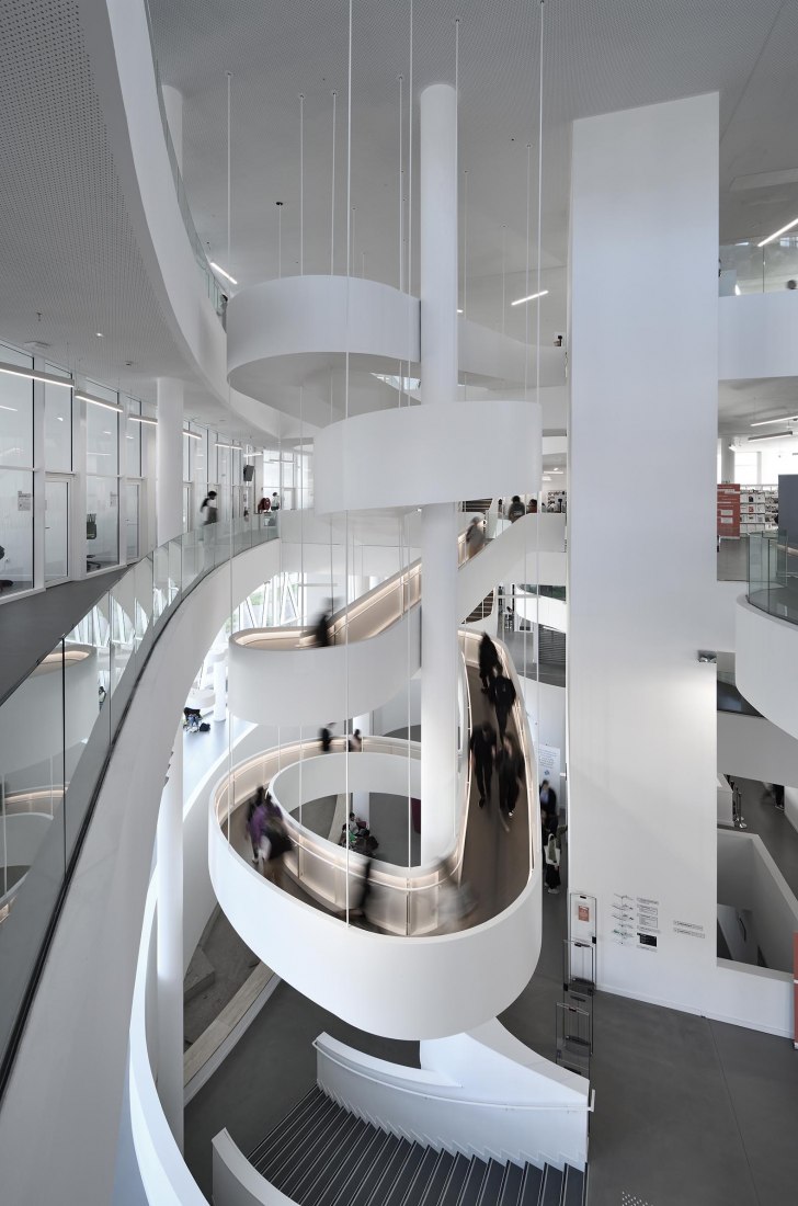 An interior of light. Le Studium learning center by Jean-Pierre Lott ...