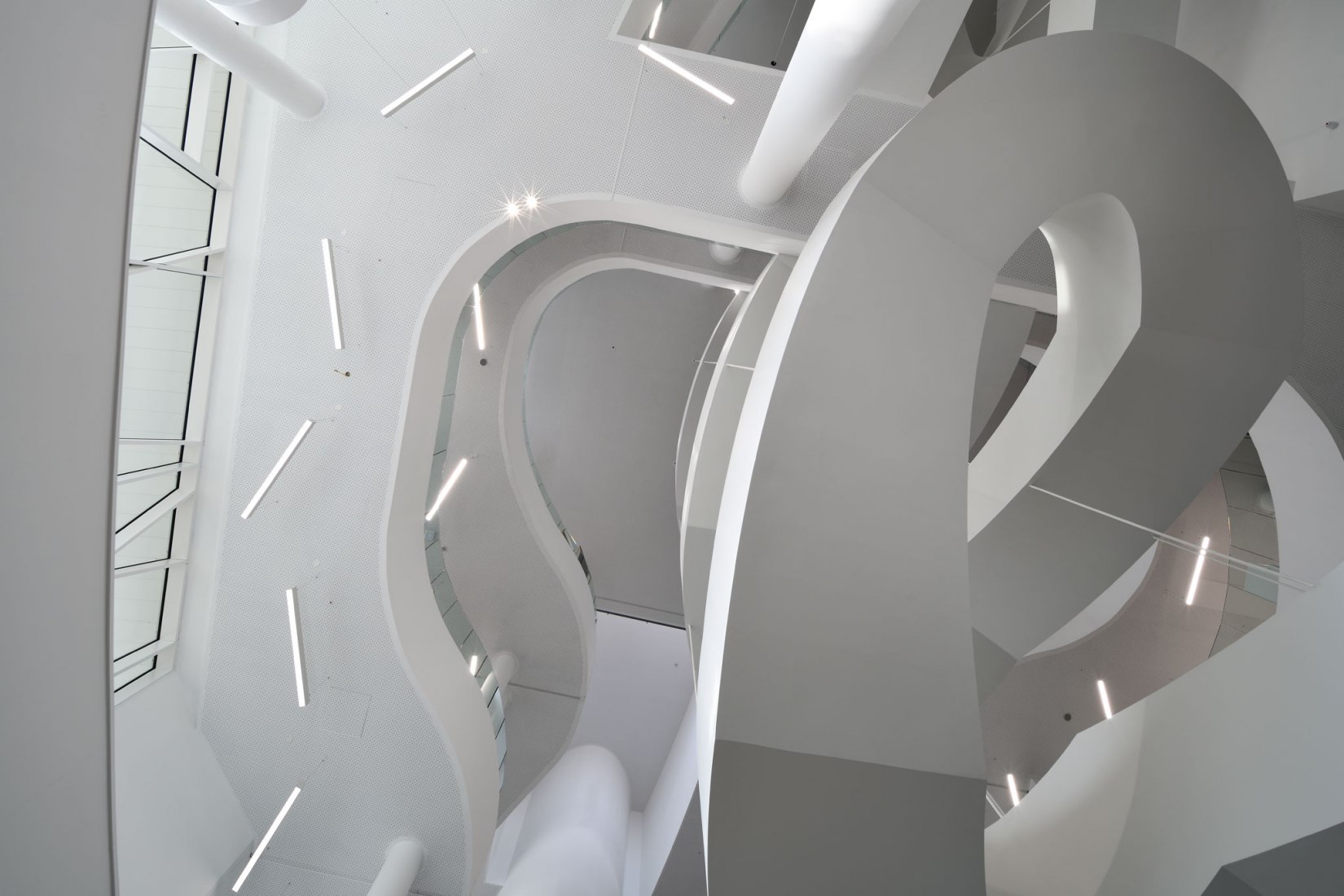 An interior of light. Le Studium learning center by Jean-Pierre Lott ...