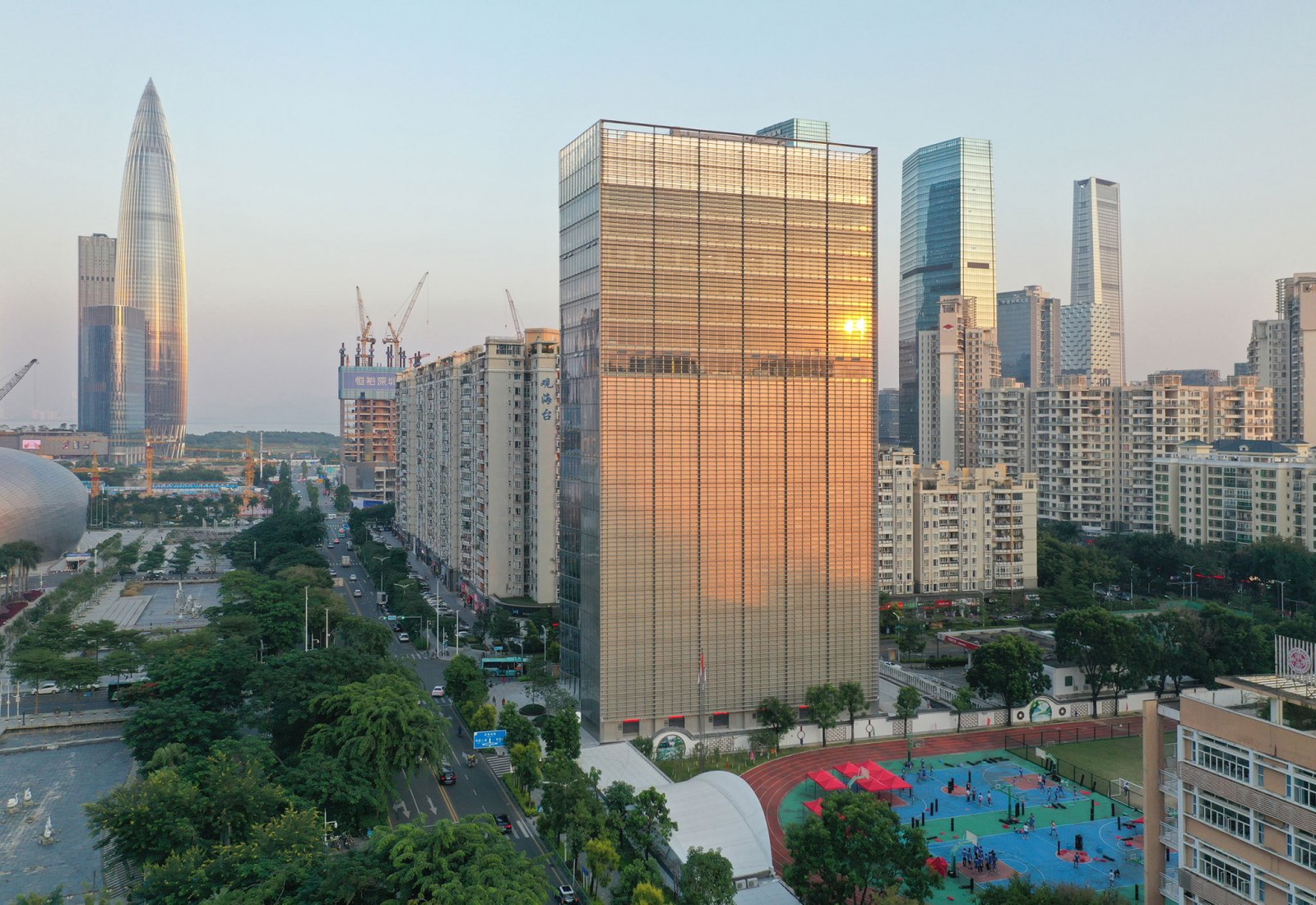 JKP Architects completes Huitong Hybrid Tower in Shenzhen. Cars and ...