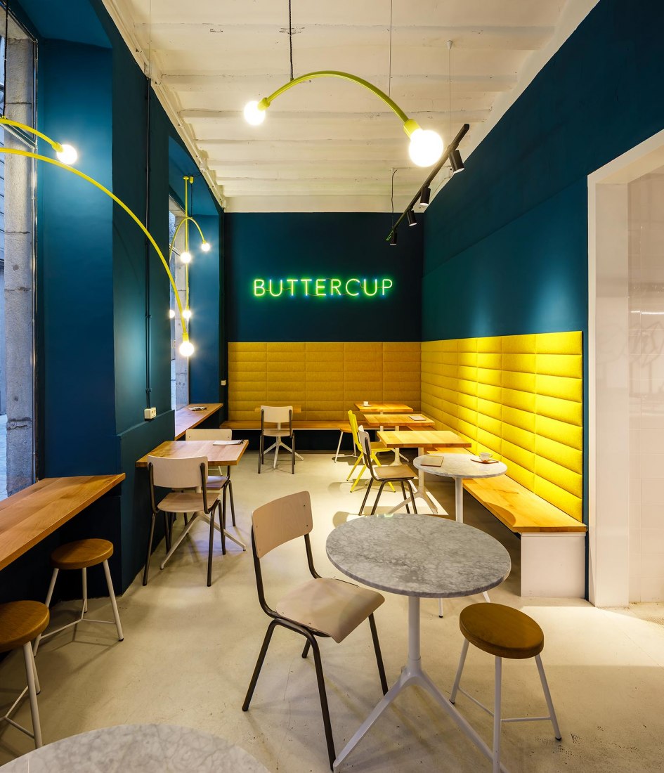 Diverse and univocal identity. Buttercup pastry shop and cafeteria by ...